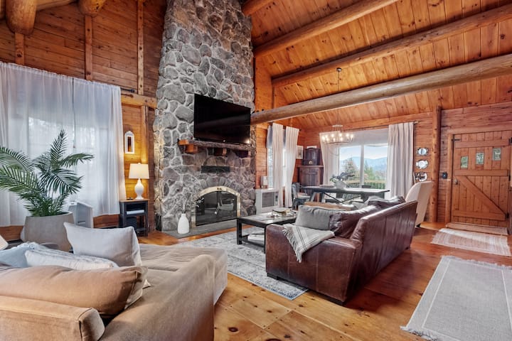 Scenic Cabin: Minutes To Winnipesaukee & Gunstock - Gilford, NH
