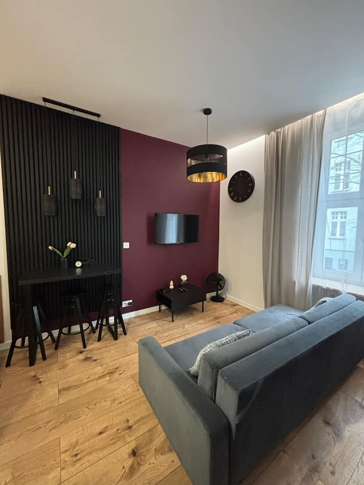 K47 Central Burgundy Studio - Katowice