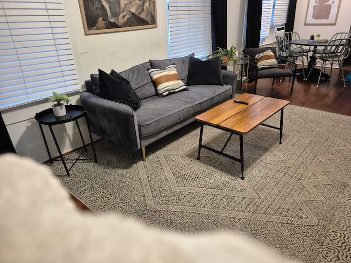 Large 4br Home Near Downtown | Ideal For Groups - ラフェイエット, LA