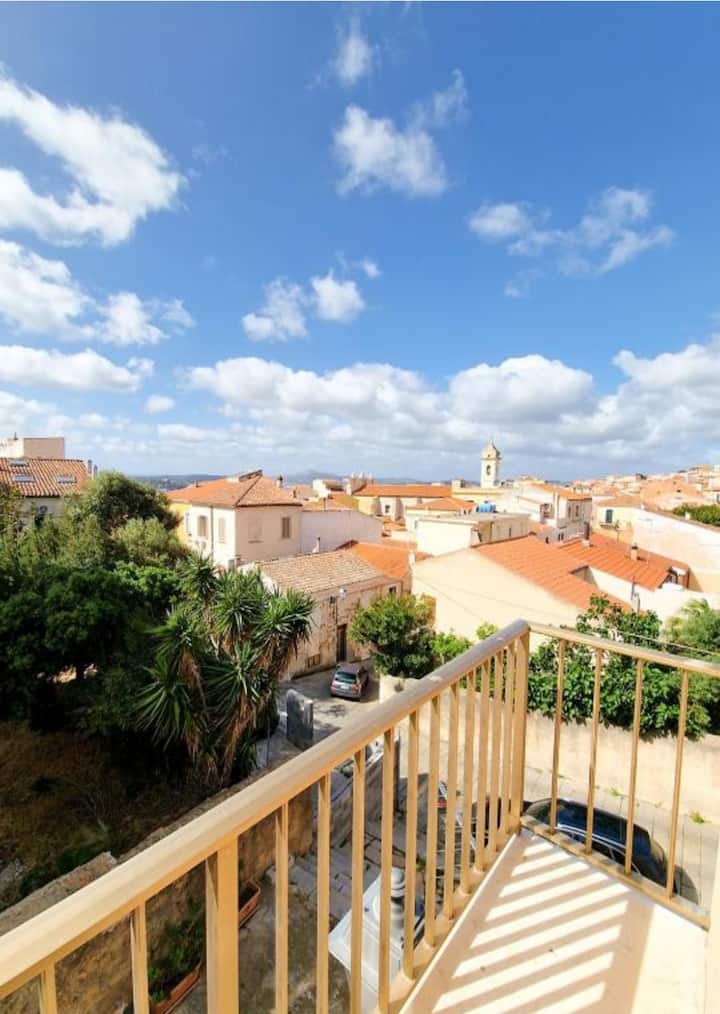 Stupendo Appartamento Con Vista In Zona Tranquilla - La Maddalena