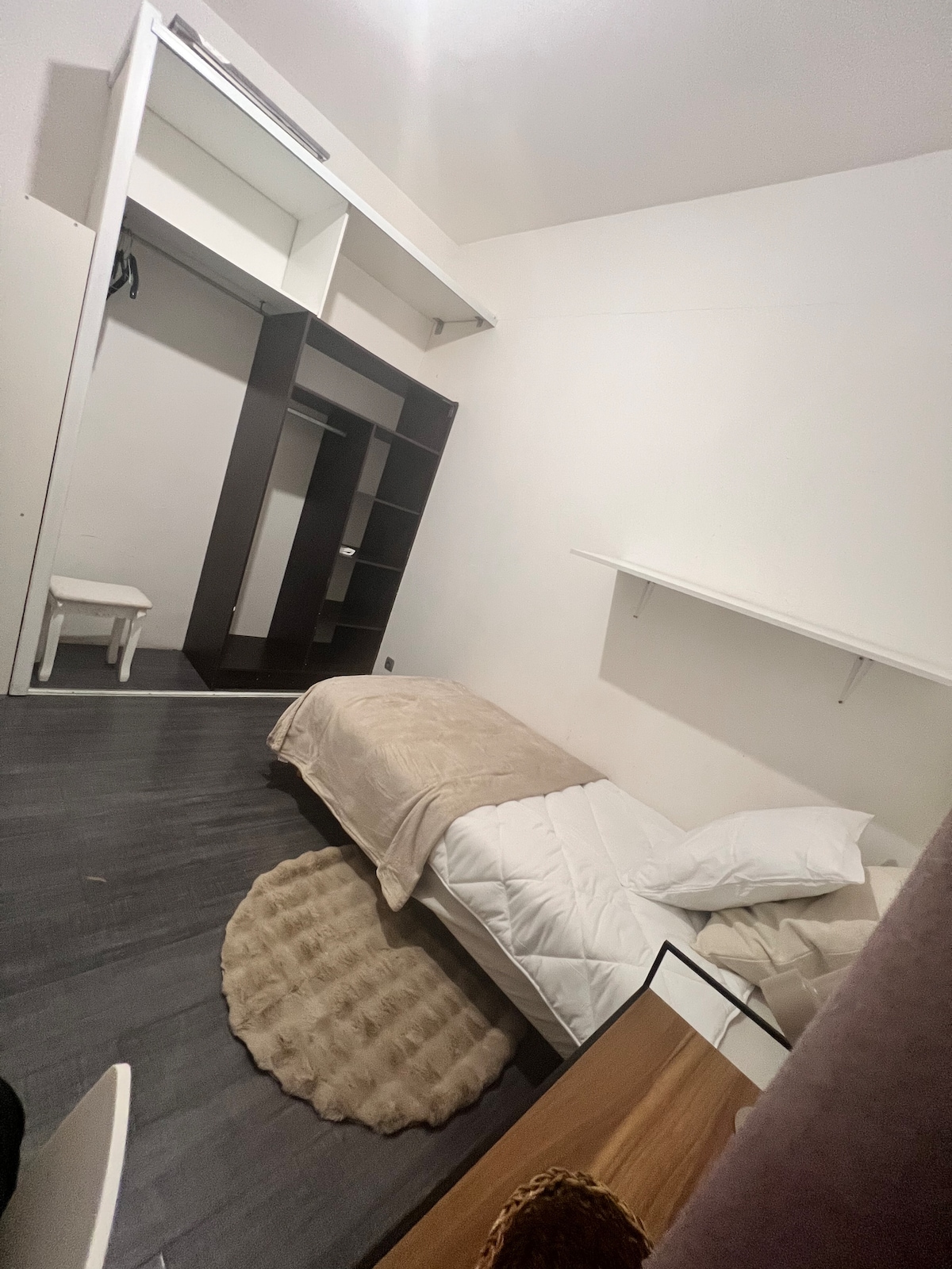 Habitación tranquila y luminosa – metro Cusset (2 min) - Departamentos ...