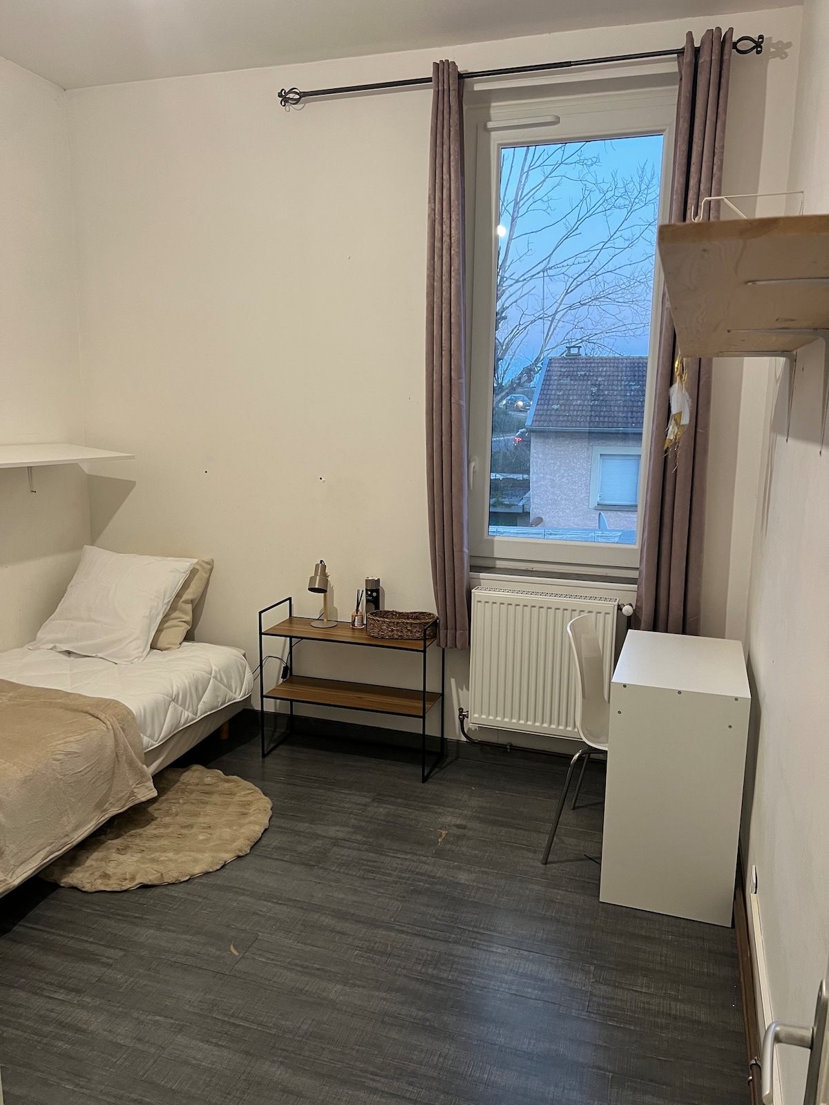 Habitación tranquila y luminosa – metro Cusset (2 min) - Departamentos ...