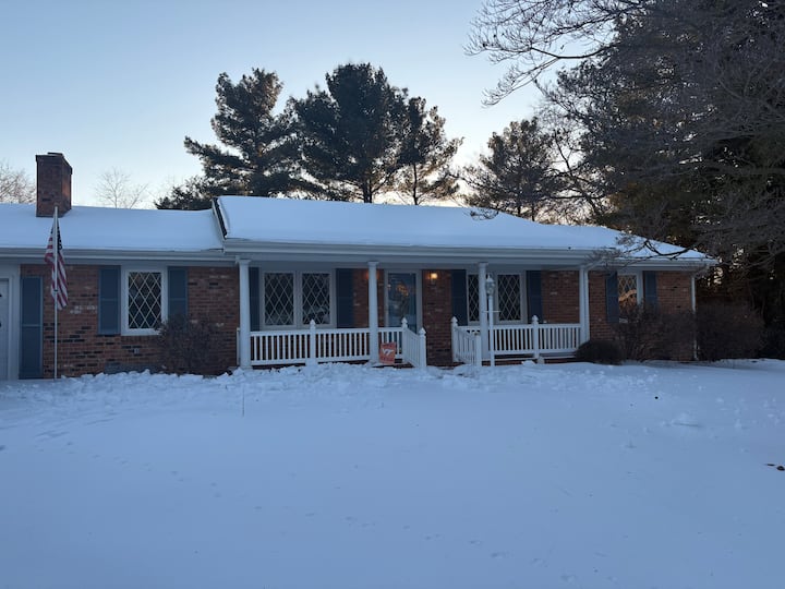 Beautiful Home In Harrisonburg - Harrisonburg, VA