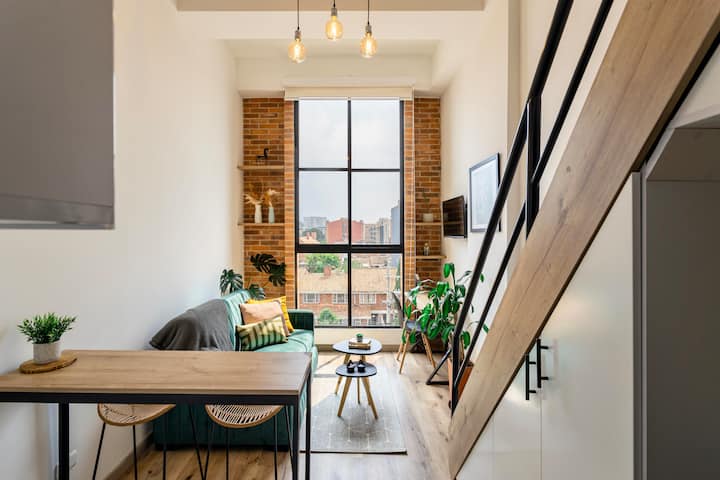 Loft Dúplex Moderno · Vista A Las Montañas - Cota