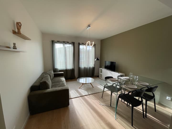 Vert Design-t3 Spacieux En Hyper-centre - 2e éTage - Valenciennes