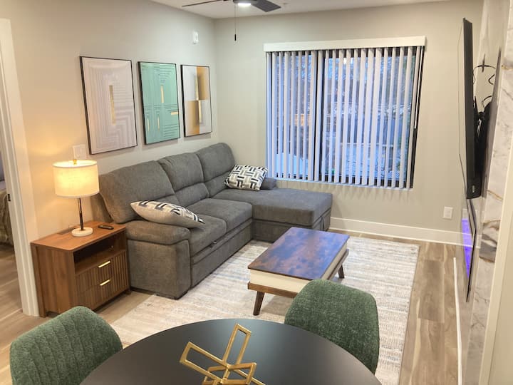 Modern 1br Near Emory & Cdc - Stone Mountain, GA