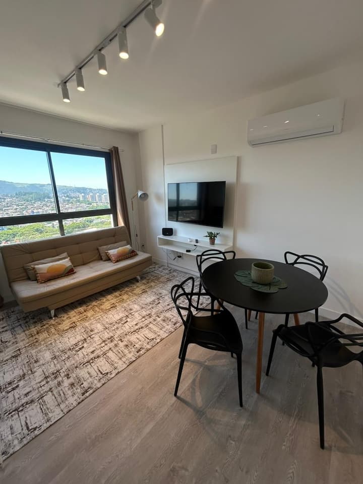 Vista Incrível, Piscina, Vaga Dupla, Suíte +Lavabo - Porto Alegre