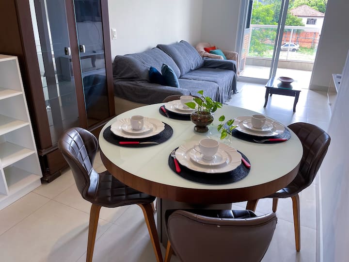 Apê Amplo C/ 3 Quartos, Varanda C/ Churrasqueira - Cascavel