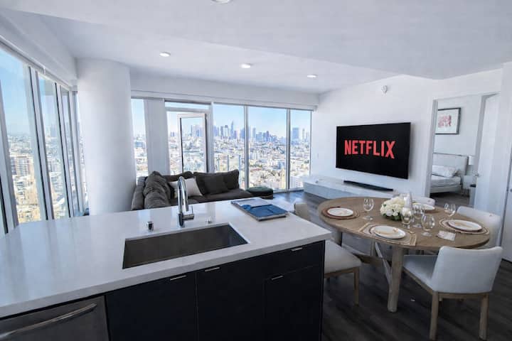 Koreatown Skyline Luxe Retreat City Views - Arts District - Los Angeles