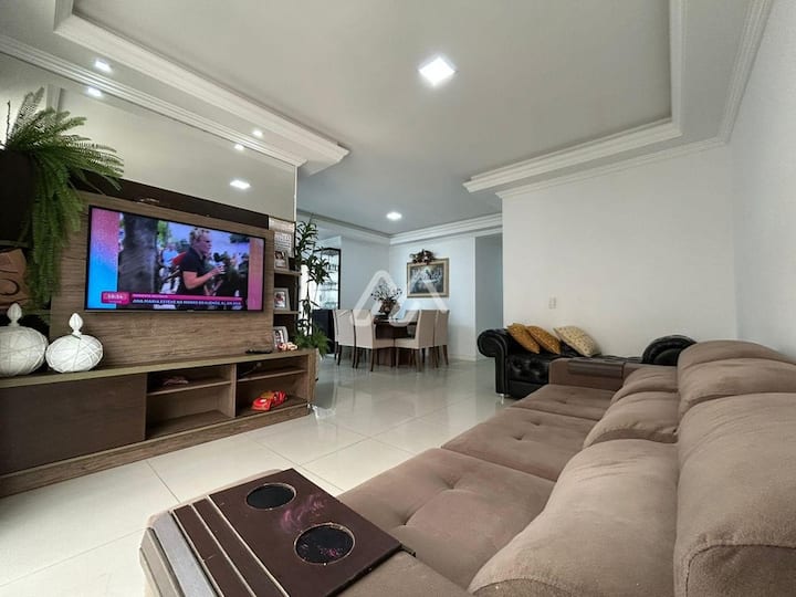 Apto Meia Praia, Itapemasc
4 Quartos Com Suítes. - Itapema