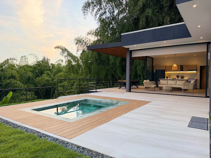 Casa Campestre Con Jacuzzi Y Naturaleza - Pereira, Colombia