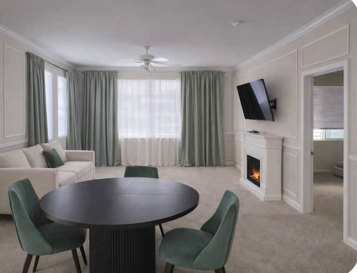 Sage Green 2 Bd - Marina del Rey