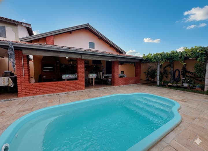Casa Com Piscina E Churrasqueira Em Brotas - Brotas