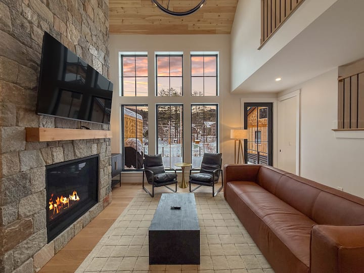 Nordfjell | Upscale 5 Bedroom, Hot Tub, Views - North Conway, NH