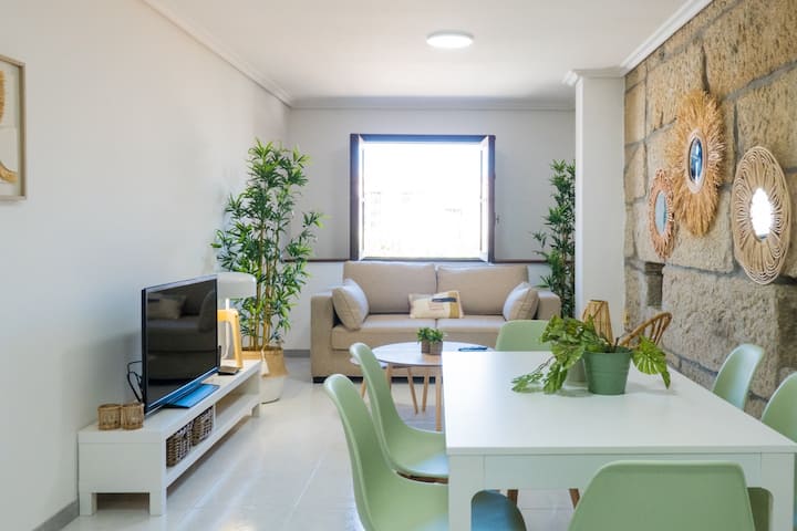 Apartamento En El Centro De Baiona, Todo A Pie. - Baiona