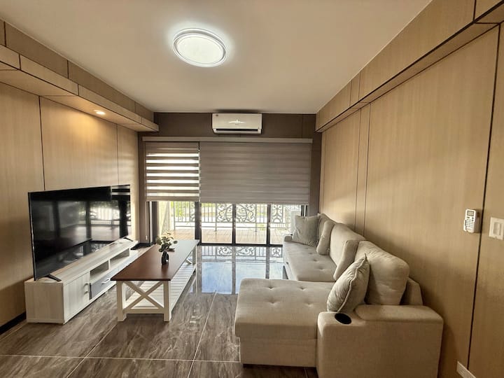 Ocean-view 2bd/1ba, Ideal For One To Three Guests. - Guam