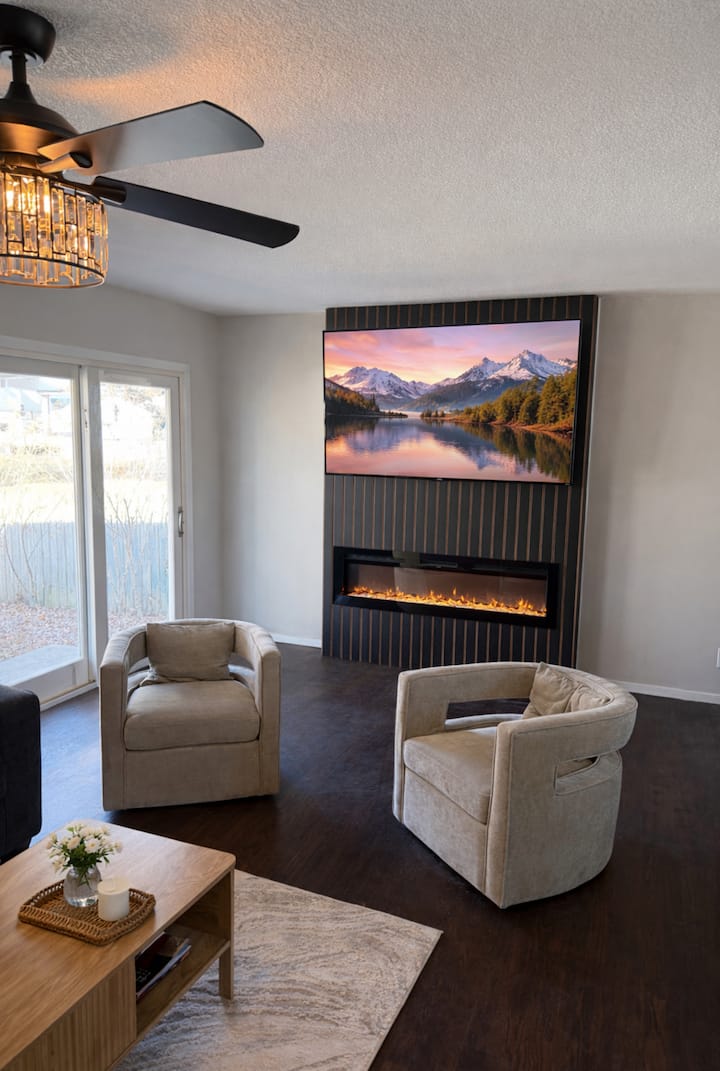 The Cozy Collective - Independence, MO