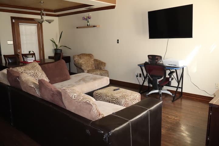 Private 2br Condo W/ Garage | Sleeps 6 - McAllen, TX