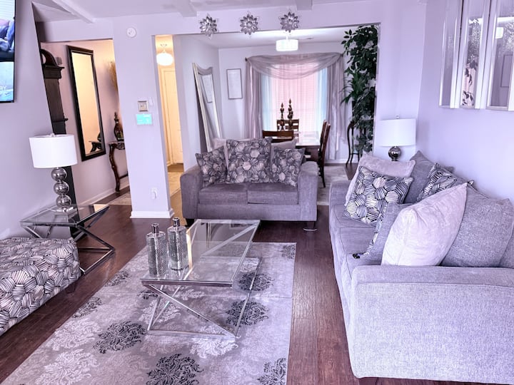 Cozy & Inviting - Little Rock