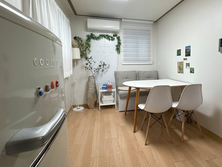 Jsm Studio-mangwon 3rd Floor - Seoul