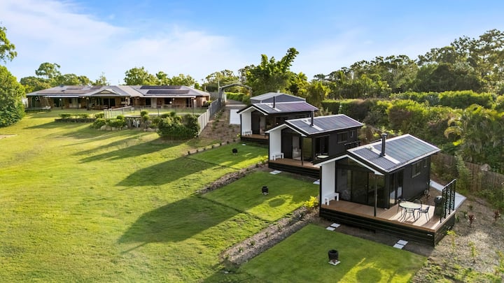 Coastview Estate - Pool - Scenic Noosa Bay Outlook - Eumundi