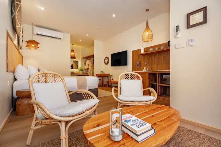 Deluxe Double Or Twin Suite With Garden View - Phuket