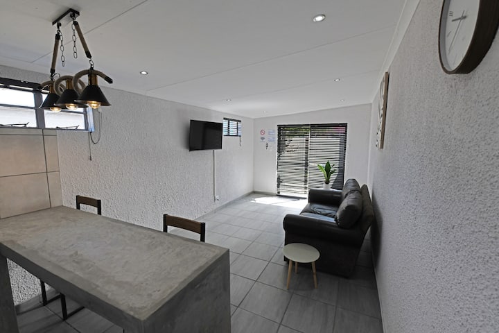Soliha Guesthouse - The Loft - Trichardt