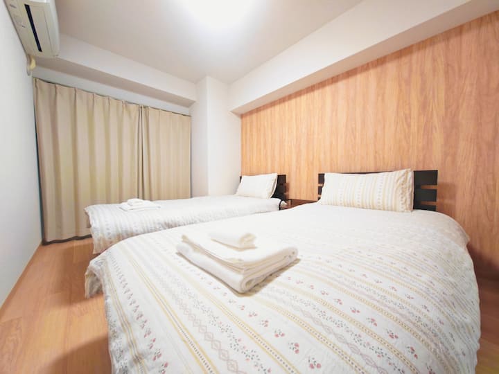 【樱川站步行1分钟】直达心斎橋｜地铁口民宿｜出行无敌 日力の宿 Sol Stay 桜川101 - Osaka