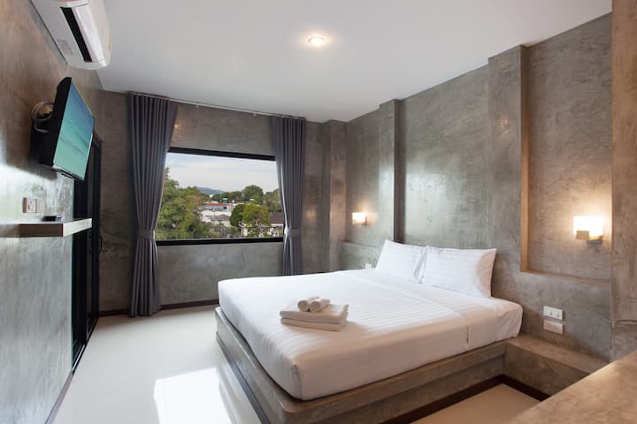 Ritsurin Hotel [Double Room+balcony] (2) - Phuket district, Thailand
