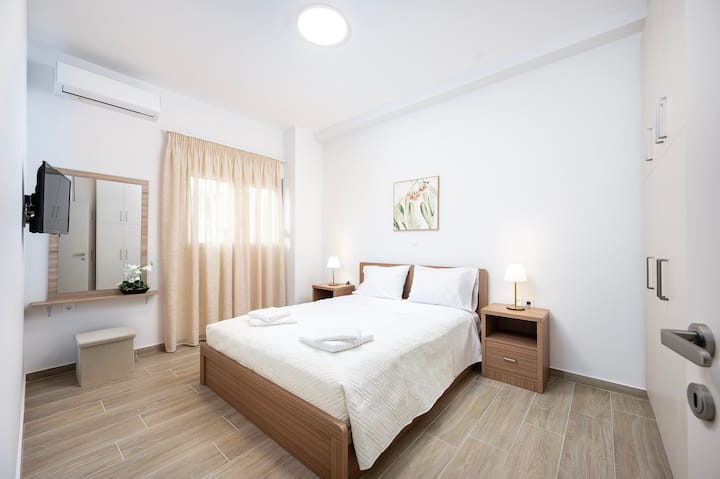 Port Cyan Suite - 2 Min Walk To Harbor & Beaches - Kos