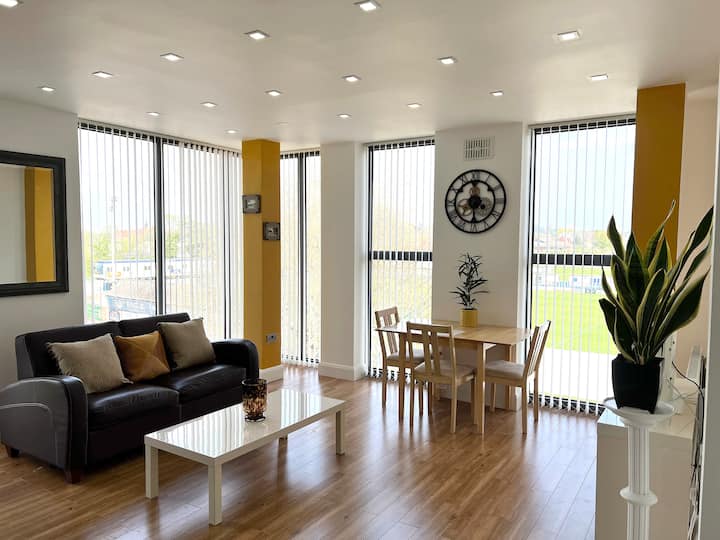 Castle Quarter-1 Bed-free Parking - Bedford