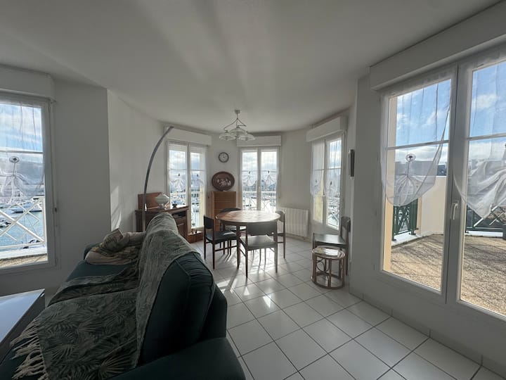 Apparemment Duplex Au Cœur Du Port - Cabourg