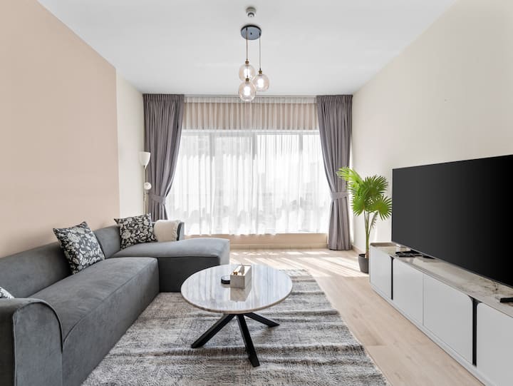 Spectacular Views From This Cozy Marina Apartment - Dubái