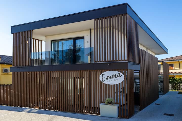 Emma Living
Peschiera Del Garda
   Family-friendly - Peschiera del Garda