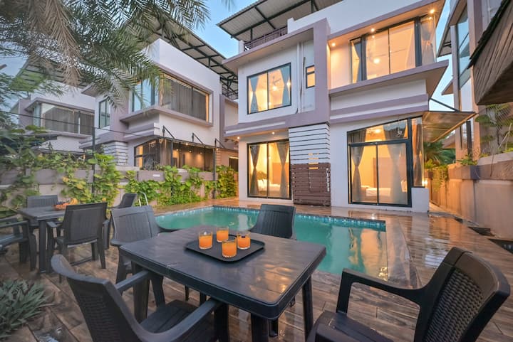 Golden Pearl Premium Private Pool Villa Lonavala - Lonavla