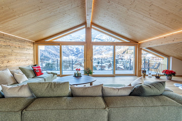 New! Luxury Penthouse With Sauna & Jacuzzi! - Saas-Grund