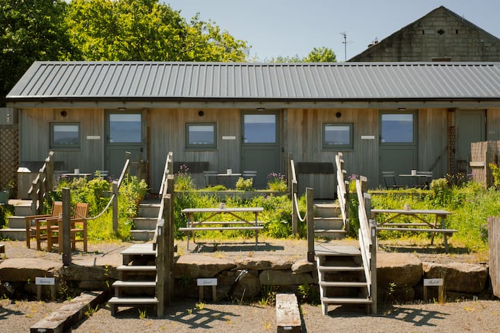 Lapwing, A Tiny House With A Big Heart - 赫布登布里奇