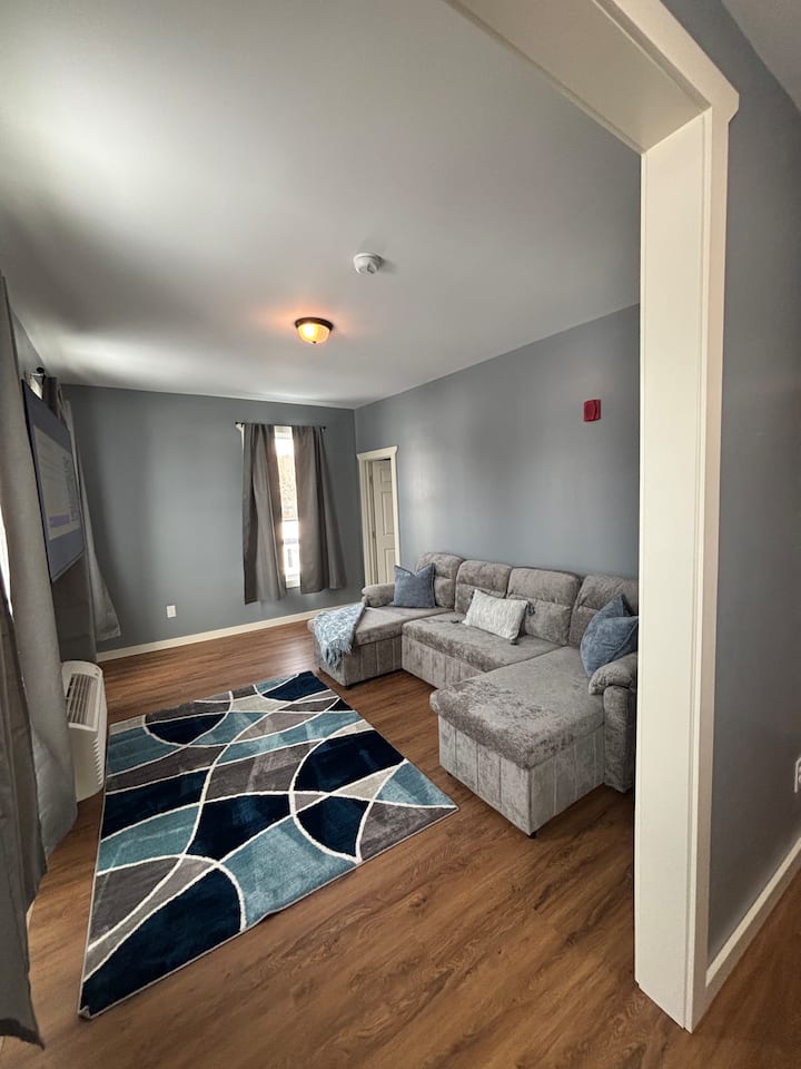 1 Bedroom 1 Bath At The Hiawatha Inn - Tully Lake, Tully