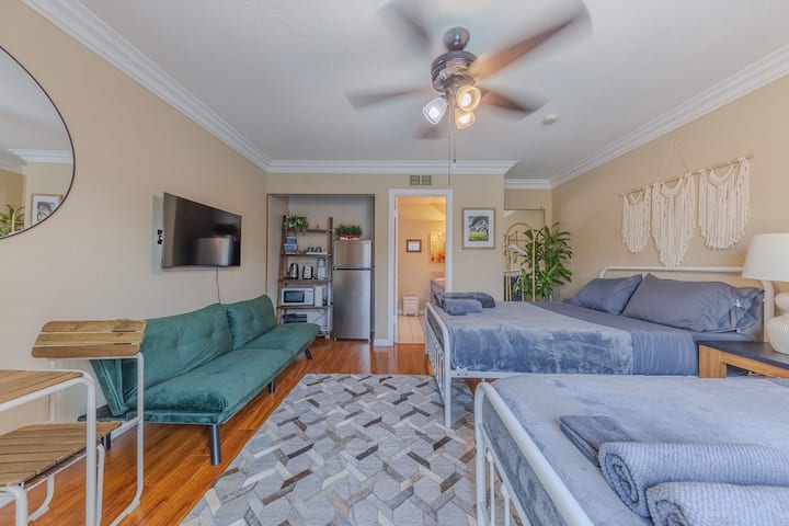 Private Entrance Studio | Comfy & Quiet G1 - Eastvale, CA