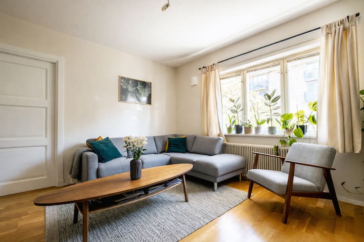 Cool, Lively Area With Cafés, Food Spots And Parks - Oslo