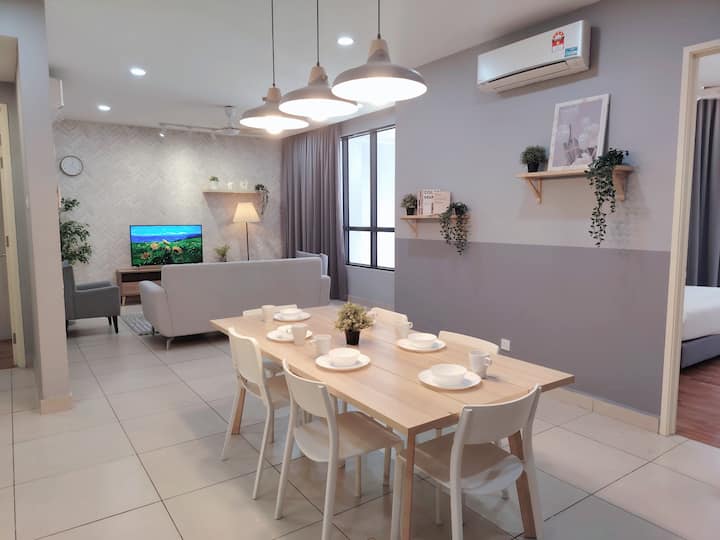 Elegant Urban 3br 7p@kl Gateway| Lrt| Mid Valley - Kuala Lumpur