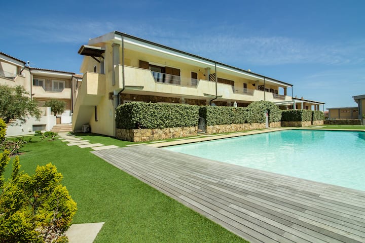 Guesthost - Apartment With Pool Near The Sea - La Maddalena