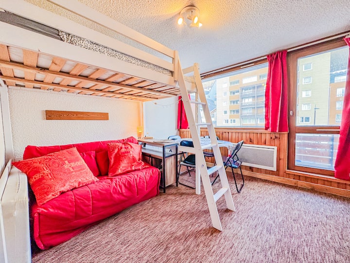 Studio Cosy à Super Besse –Vue Lac & Proche Pistes - Lac Chambon