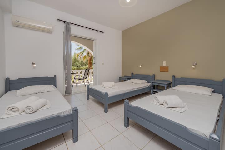 Maui Classic Room With Balcony Near Laganas Center - Zakynthos