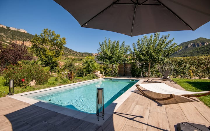L'écrin Du Clocher Maison Piscine Jardin Wifi - Rivière-sur-Tarn