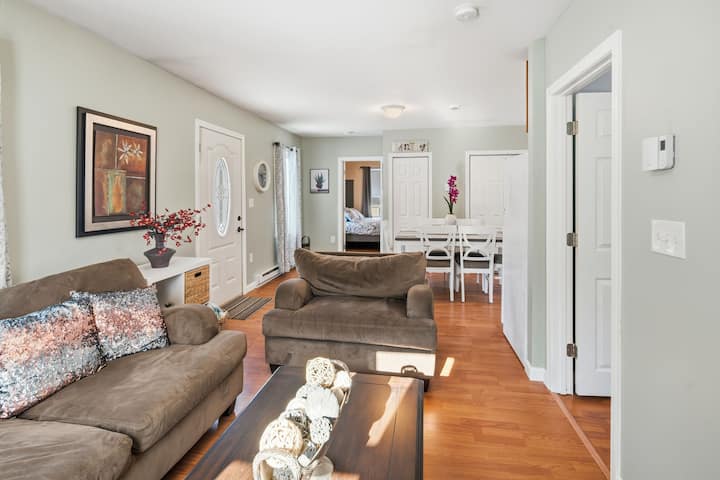 A Peaceful Retreat Located Minutes From The Beach! - Rhode Island
