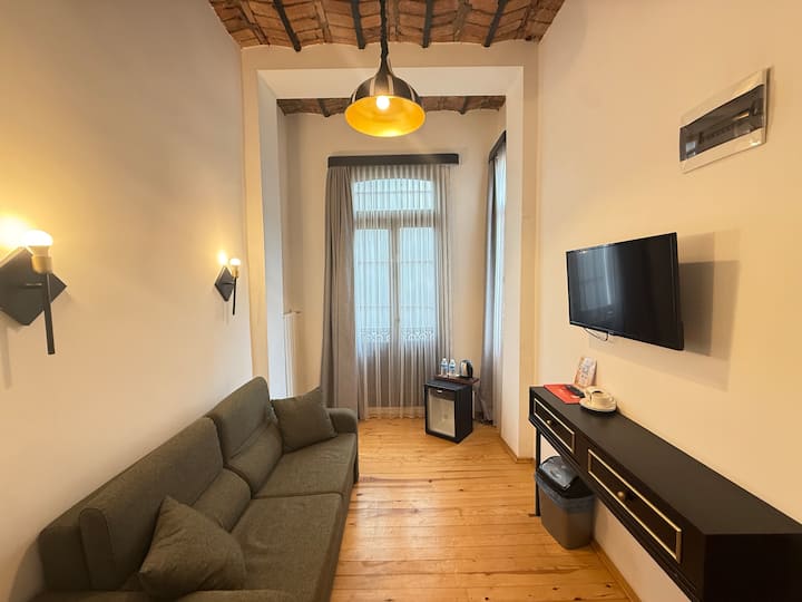 Authentic Cozy Suite • In The Center Of Taksim - Estambul