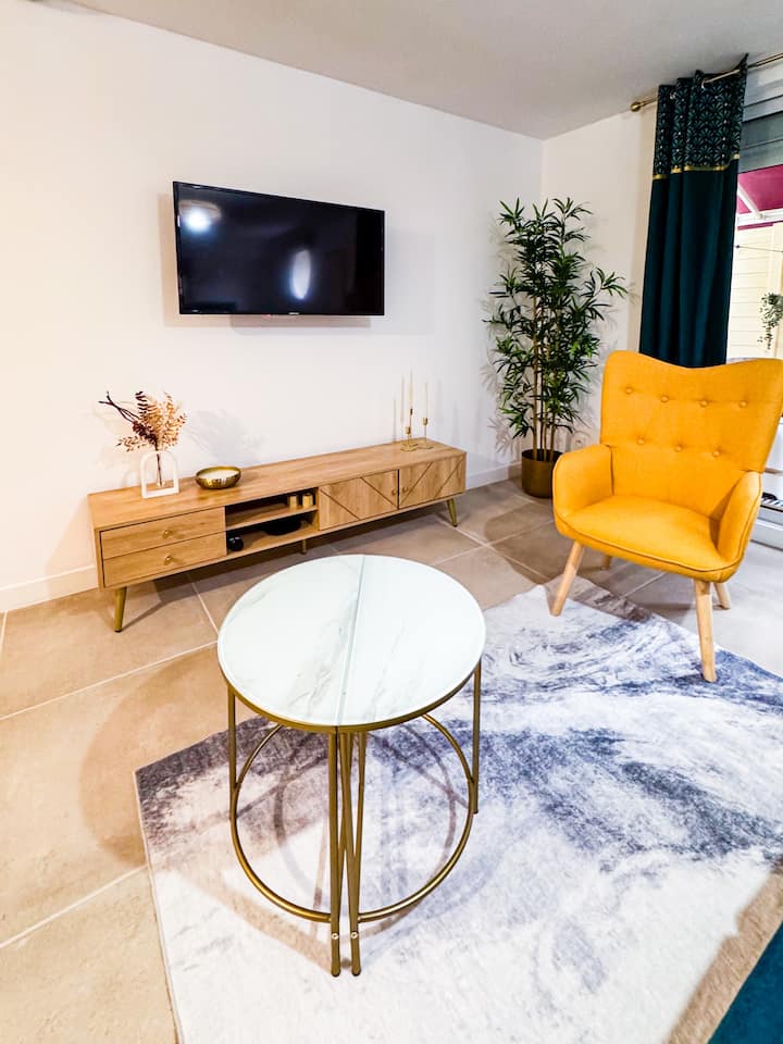 Golden Paradise - Paris 25min (Rer D) - Yerres