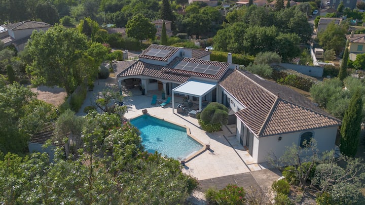 Villa Provençale Climatisée Avec Piscine 8 Pax - Pierrefeu-du-Var