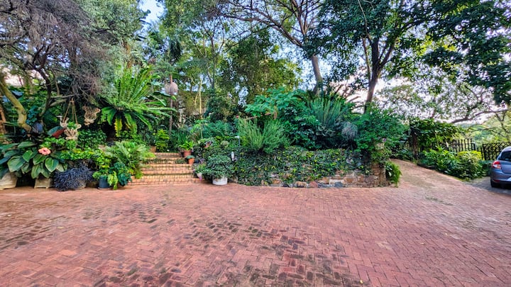 The Kloof Sanctuary – Luxury Garden Suite 3 - Pretoria